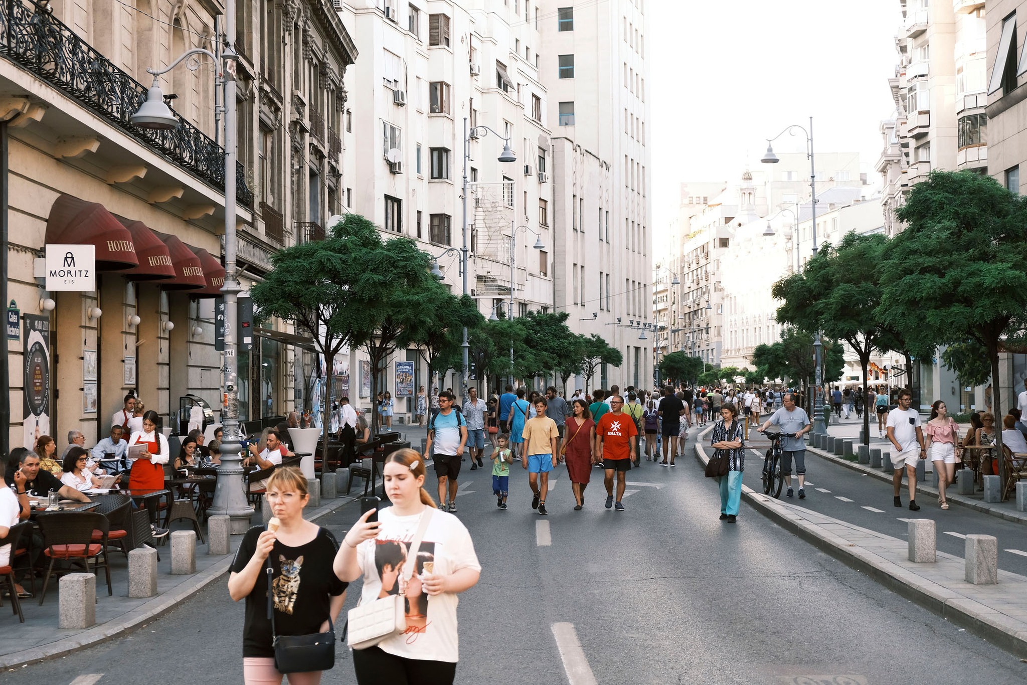 „Străzi deschise – București, Promenadă urbană” revine pe Calea ...